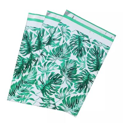China Eco Friendly Clothes Poly Mailer Bags Delivery Packaging Personalised for sale