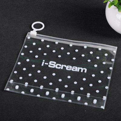 China Gravure Printing CPE Packaging Bags 22mic - 150mic For Easy Storage for sale