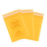 China Lightweight Kraft Bubble Mailers Incorporating Low Density Polyethylene Inner Materials and Customized Logo for Packaging for sale