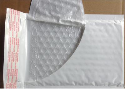 China Secure Sealed Bubble Lined Poly Mailers , Express Delivery Bubble Shipping Bags for sale