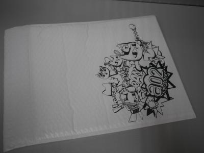China 4x8 White Poly Bubble Mailers , #000 Small Padded Mailing Envelopes Shock Proof for sale