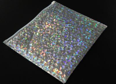 China 220x160mm Shiny Holographic Bubble Envelope Mailers with Zipper Cosmetic Bubble Jiffy Bag for sale