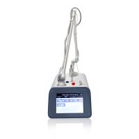 China Small Desktop Portable Fractional Co2 Laser For Scar Stretch Mark Removal for sale