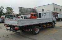 China Single Row 4x2 Cargo Delivery Truck Light 8.5 Ton Truck 4.3M Long Fence Type for sale