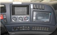 China 40T Towing Weight Tractor Trailer Truck CCC Heavy Duty Tractor Truck for sale