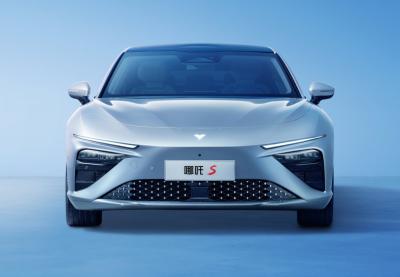 China 170kw EV Electric Car 4 Seats Electric Sports Cars 715km Endurance for sale