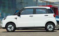 China LINGBOX Electric Mini Cars 4 seaters With 205KM Endurance Driving Rangers for sale