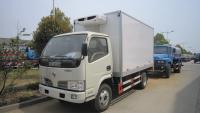 China 4T Loading Light Refrigerator Truck , Diesel Freezer Refrigerated Truck for sale