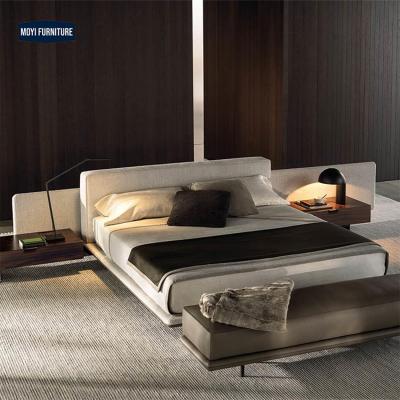 China Luxury Italian Bedroom Set with King Double Bed and Large Headboard - Modern Design with Storage and Side Tables for sale