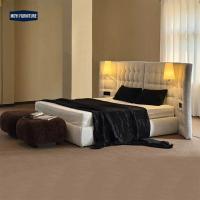 China Mail Packing Y King Queen Size Solid Wood Leather Upholstered Bed Frame with Lighting and High Density High Resilience Foam for sale