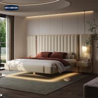 China Modern Customized Size Double King Size Italian Bedroom Furniture Set Leather Upholstery Metal Frame Suitable Hotel Home for sale