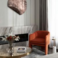 China Accent Style Modern Single Sofa Chair Featuring Velvet Fabric and Metal Frame Suitable for Dining Bedroom Casual Business for sale