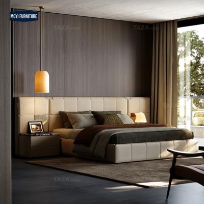 China Metal Frame Soft Bed Luxury Home Furniture Italian Design Villa Master Bedroom Furniture Leather King Size Bed for sale