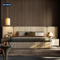 China Metal Frame Soft Bed Luxury Home Furniture Italian Design Villa Master Bedroom Furniture Leather King Size Bed for sale