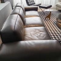 China MOYI Italian Modern Sofa Couch Black Luxury Italian Couch Set Living Room Modern Leather Sofa for sale