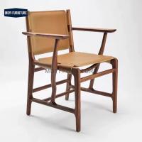 China Modern Nordic Furniture Ash Wood Solid Wood Armchair Living Room Furniture Accent Leather Leisure Arm Dining Chair for sale