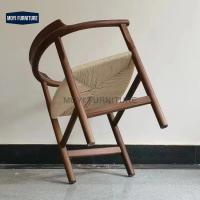 China Designer Ash Wood Nordic Dining Chair Classic Master Works Home Book Chair for sale