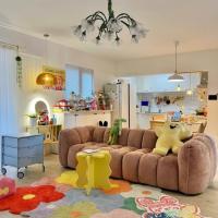 China Modern Luxurious Velvet Fabric Sofa Set White Compressed Living Room Sofas with Sponge Filling for Home or Mall Furniture for sale