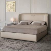 China Luxury Beige Genuine Leather king Size Bed Headboard Double Bed Set with Sturdy Frame Modern Design for Villa Bedroom Furniture for sale