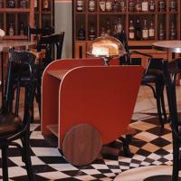China MOYI Customized Iron and Wood Trolley Wooden Cart with Wheels for Hotels and Bars for sale