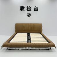China MOYI luxury platform furniture full size bedroom modern luxury queen double up-holstered  beds frame king size bed for sale