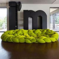 China Italy's Unique Creative Design Three-seat Twist Sofa Light Luxury, Soft Fabric, Casual and Fun Legless Sofa for sale