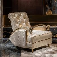 China Professional Factory Italy Snake Leather Light Luxury Golden Snake Armrest Solid Wood Frame Single Relaxing Seat Sofa Chair for sale
