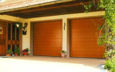 China Commercial Steel Overhead Sectional Door Lift Sliding Warehouse 1.0 W/ M2K Heat Insulation for sale
