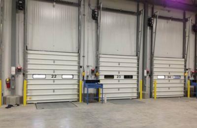 China Steel Overhead Insulated Sectional Door With Powder Coated Stainless Steel Hardware for sale