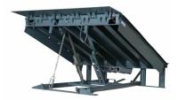 China Electric Hydraulic Loading Dock Leveler Stationary With Handheld Remote Control for sale