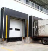 China Industrial Loading Dock Shelters With Durability Low Maintenance Wear Resistant Fabric Retractable Mechanical Shelter for sale