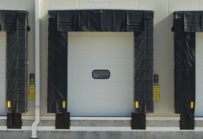 China High Pressure Inflatable Adjustable Industrial Dock Shelter for sale