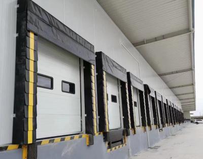 China Easy Installation Industrial Adjustable Inflatable Insulated Airtight Sealed Dock Shelter Customized for sale