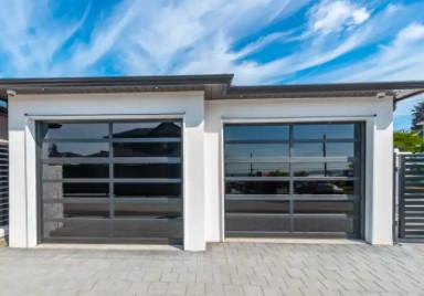 China Powder Coating Water Tightness Class 3 Transparent Glass Sectional Garage Door Customized for sale