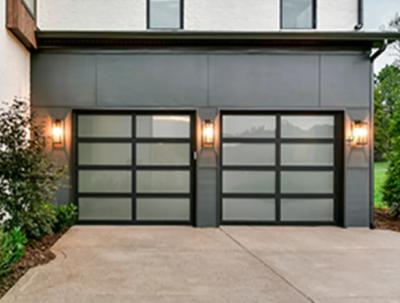 China Aluminum Alloy Glass Material Water Tightness Class 3 Transparent Sectional Garage Door Manual Or Automatic Opening for sale