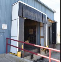 China Industrial Adjustable Loading System dock door shelter with Thermal Insulation Good Sealing Cold Storage Loading Platform for sale