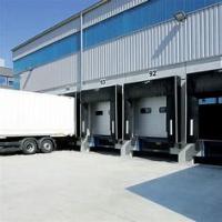 China Double Layer PVC Fabric Retractable Loading Dock Seals Shelter for sale