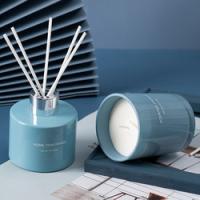 China Scented Candle Reed Diffuser Gift Box Set Luxury Color Spraying Air Freshener for sale