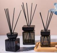 China Luxury Customised Floral Reed Diffuser Square Black Glass Bottle Perfume With Box for sale