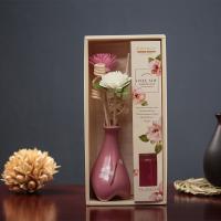 China Hotel Fragrance Air Fresher Flower Stick Ceramic Bottle Decorative Aroma Reed Diffuser for sale