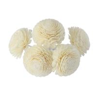 China Essential Oil Fragrance Wooden 10CM Reed Diffuser Flower for sale