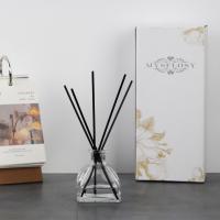 China 100ml Special Shaped Diffuser Glass Bottle Aroma White Reed Fragrances Bottles for sale