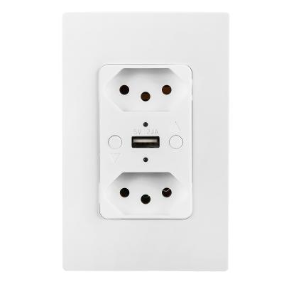 China Brazilian Smart WiFi Plug 10A with USB Charging 5V/2.1A and 2500W Max Load for Home Automation for sale