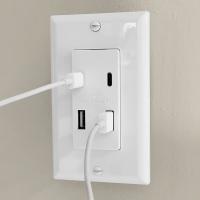 China Wall Mounted 4-Port USB Charging Outlet with 5V DC 4.8A Output and 125V AC Socket for sale
