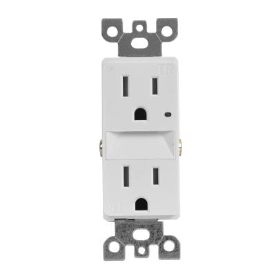 China Warm White Night Light Socket Plug with USB Charging - 15A 125V AC 60Hz, 2700K 0.2W LED for sale