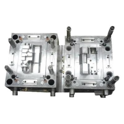 China Customized Plastic Injection Mould for Car Parts with 1100T Machine Tonnage and ISO 9001:2008 Certification for sale