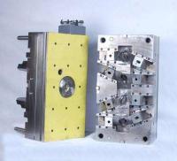China Customized High Precision Heat Resistance Plastic Mould for Electronics Injection Molding for sale
