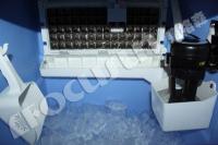 China Long Service Life Focusun Cube Ice Machine Air-Cooled Cooling Way for Efficiency for sale