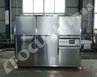 China Bitzer Compressor and Stainless Steel Used in 3T Cube Ice Machine for Maximum Output for sale