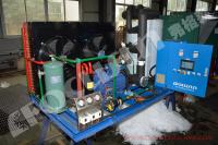 China 2200kg Operative Weight Flake Ice Machine Perfect for Large-Scale Seafood Production for sale